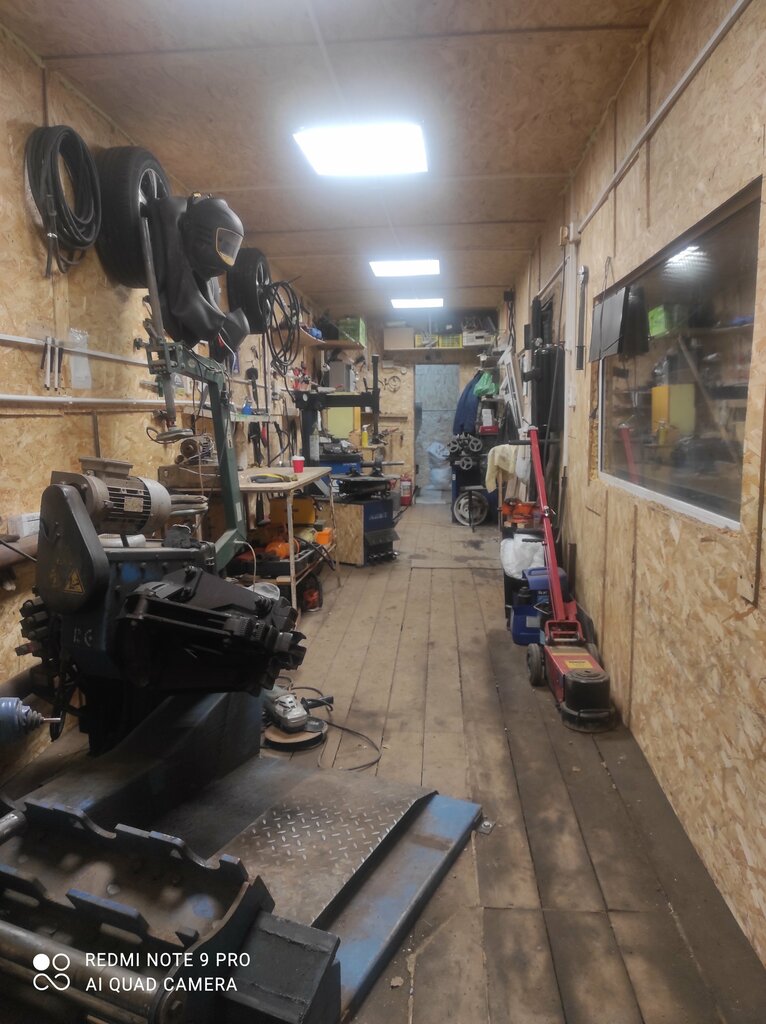 Oto lastik tamiri Шиномонтаж, Sverdlovskaya oblastı, foto