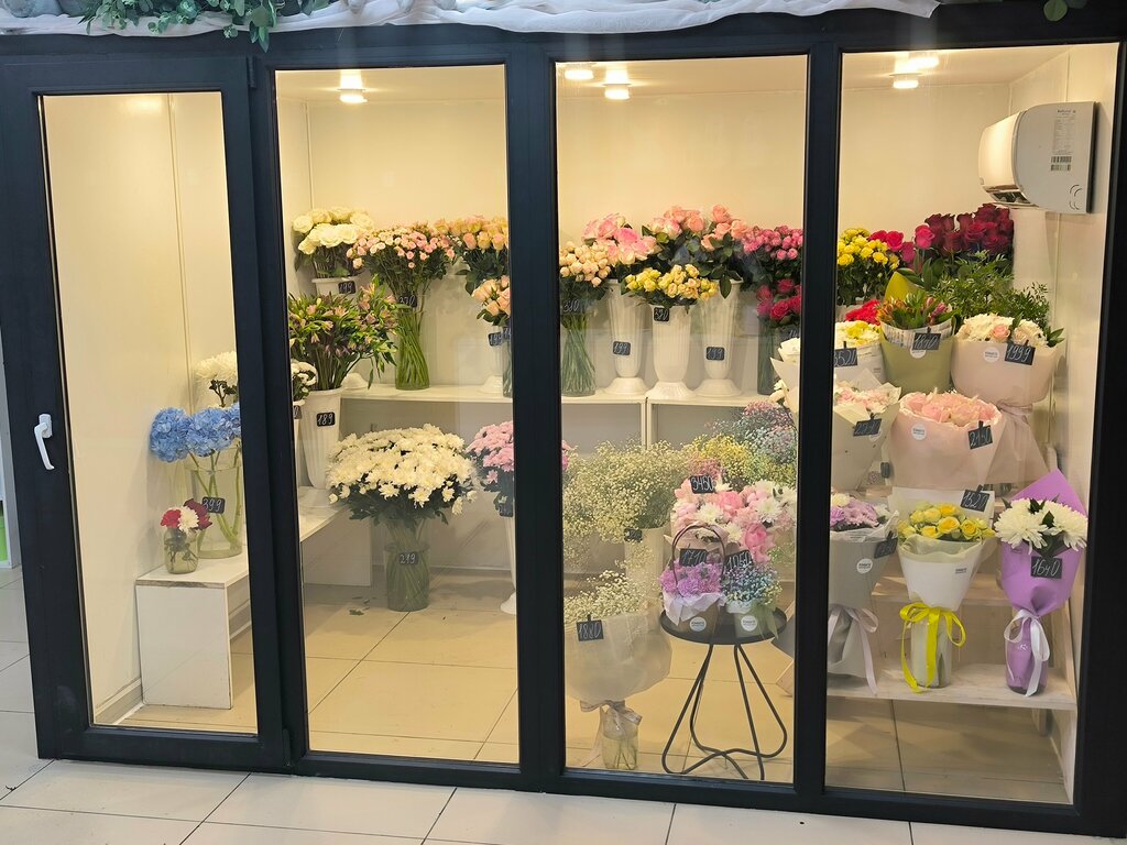 Çiçekçiler Romantic, Cherepovets, foto