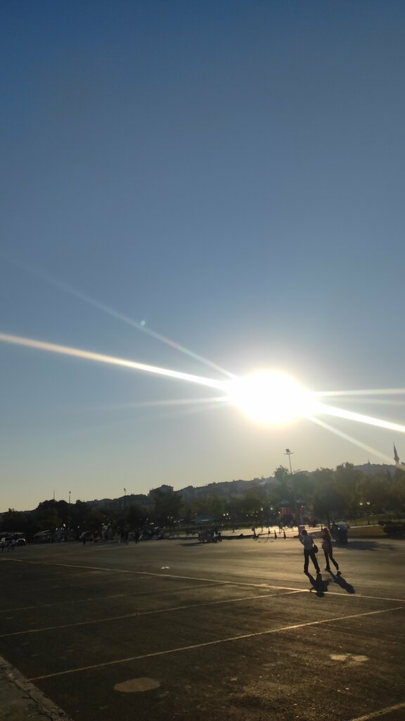 Parklar ve ormanlar Barış ve Özgürlük Parkı, Süleymanpaşa, foto