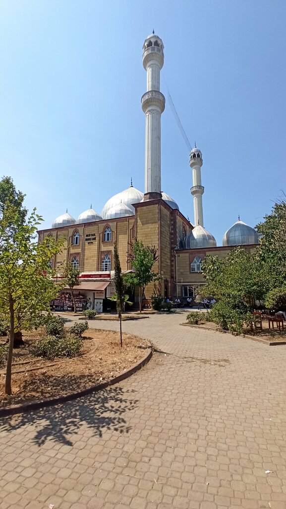 Cami Necip Fazıl Cami, İstanbul, foto