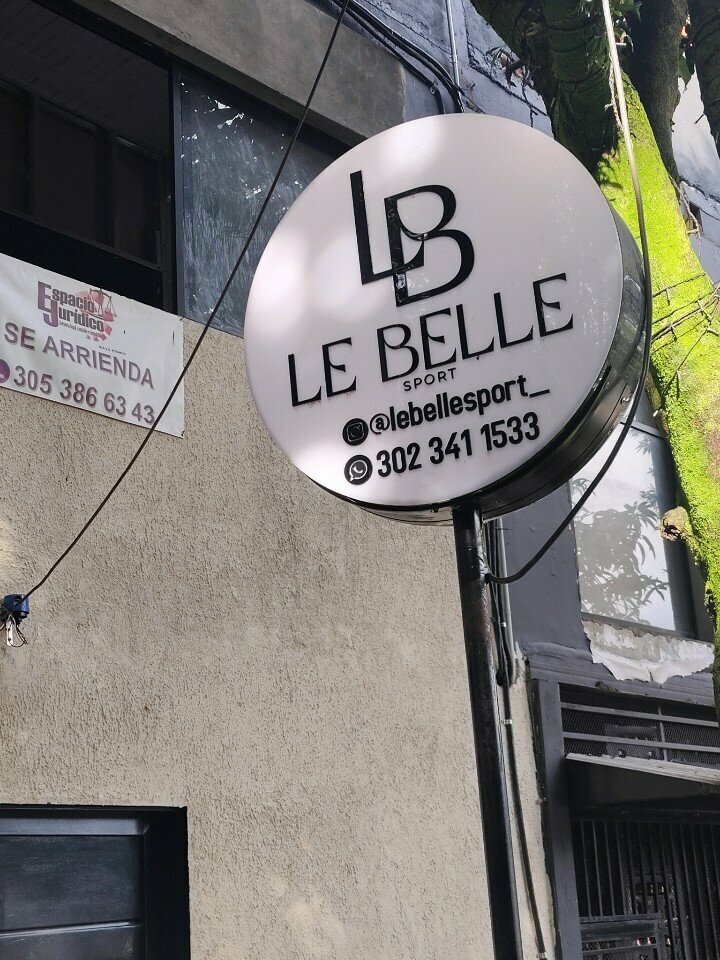 Giyim mağazası Le belle, Medellin, foto