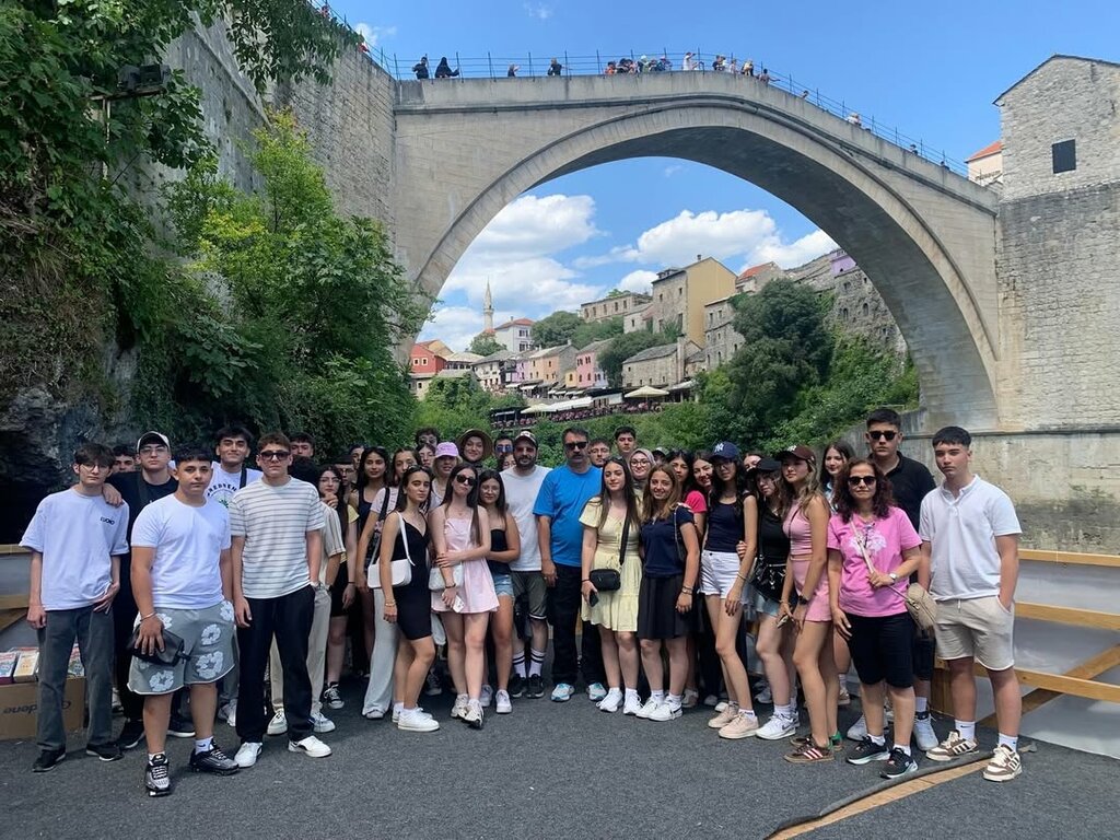 Lise Vefa Poyraz Anadolu Lisesi, İstanbul, foto