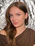 K’Ira & Lena Moon (Nizhegorodskaya Street No:32с15А), kaş ve kirpik salonu  Moskova'dan