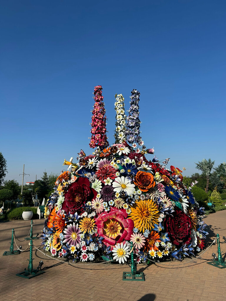 Dekorasyon ve süsleme, onur panosu Площадь приветствия, Stavropolski krayı, foto