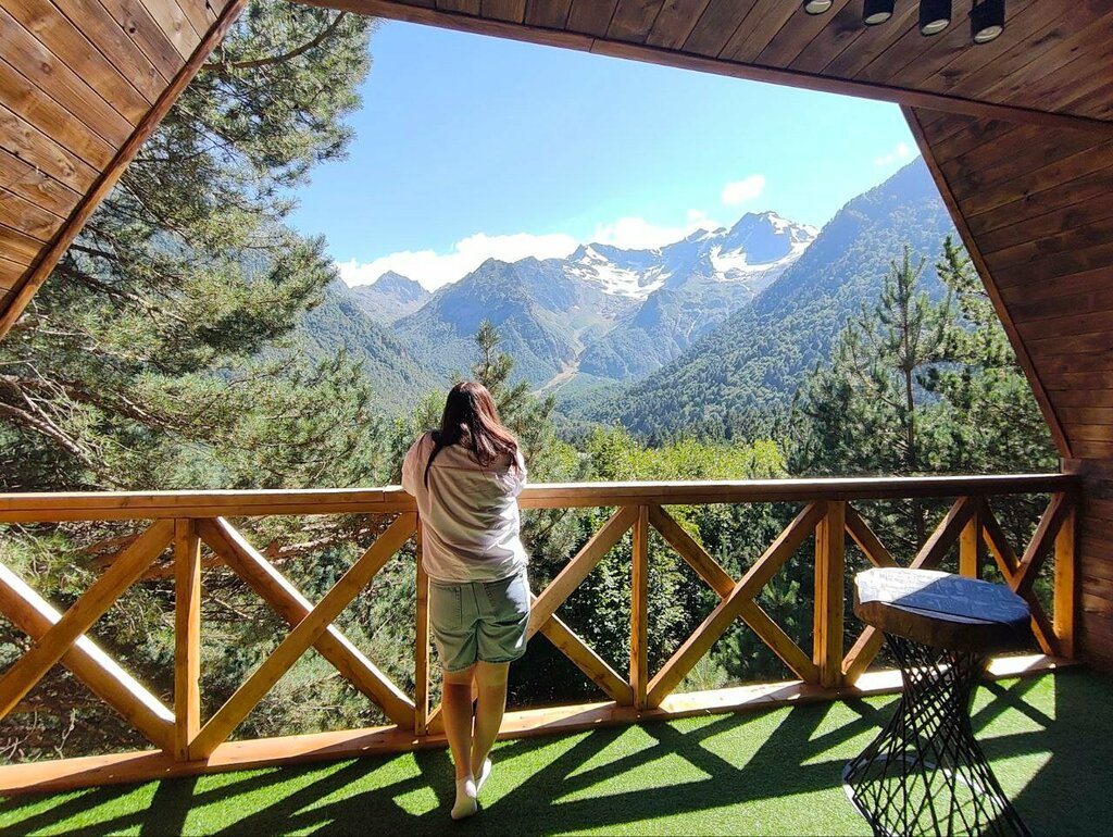 Resort oteller, tesisler Dihanie gor, Kuzey Osetya‑Alanya, foto