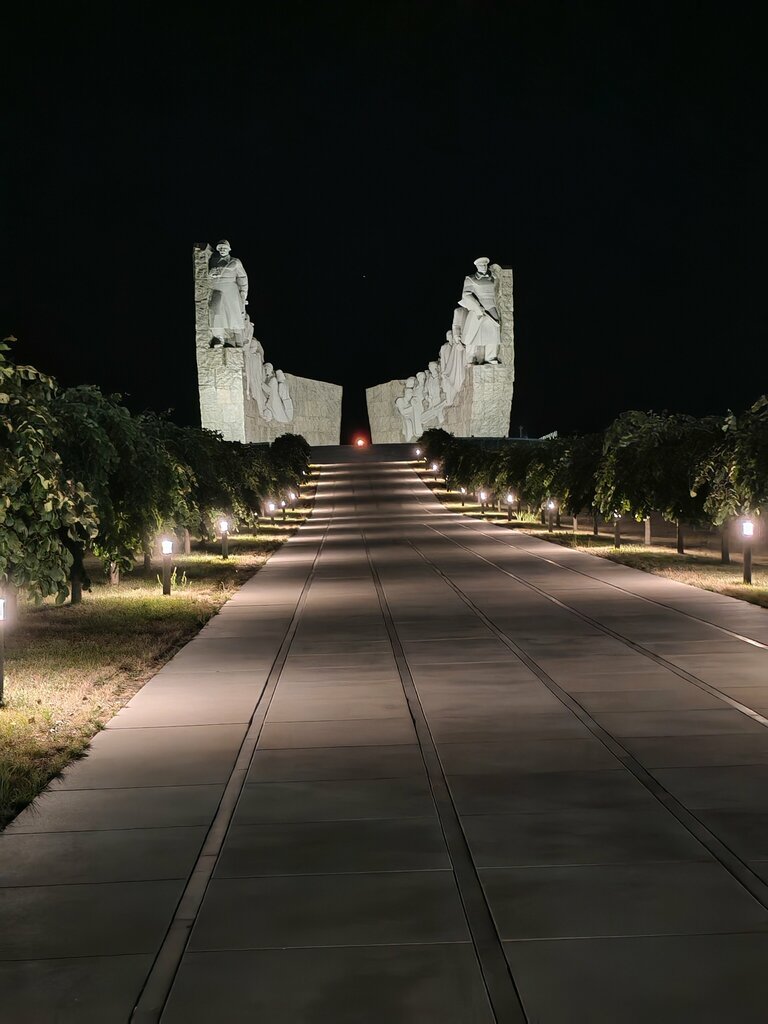 Kültür ve eğlence parkları Самбек, Rostovskaya oblastı, foto
