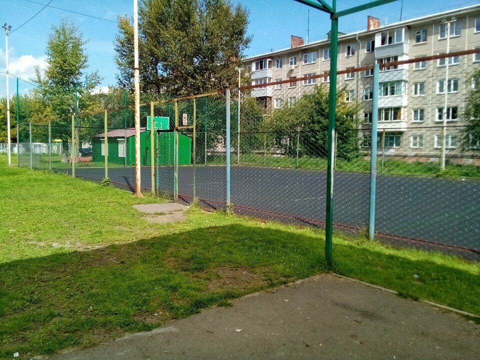 Buz pateni pistleri Ice rink, Krasnoyarsk, foto