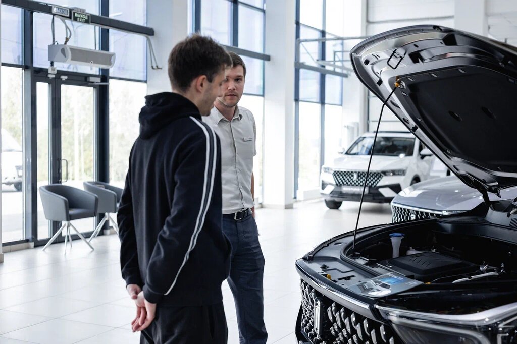 Otomobil satış galerileri Bestune центр Бета Онего, Petrozavodsk, foto