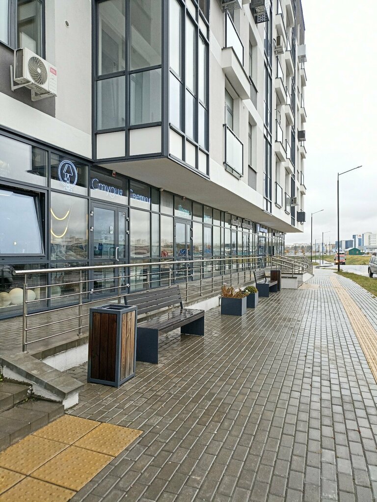 Lamba ve avize mağazaları Студия света, Minsk, foto