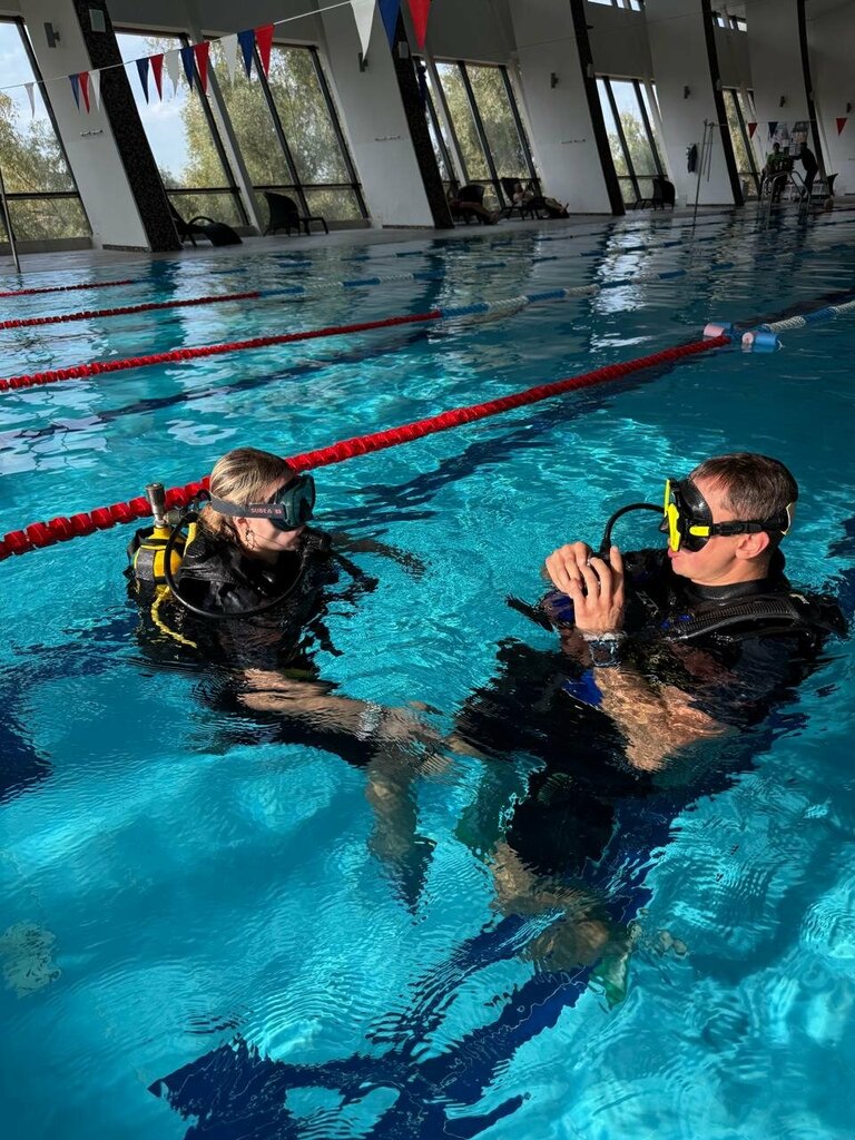 Dalış kulüpleri ve eğitim merkezleri Юг-Дайв, Krasnodar, foto