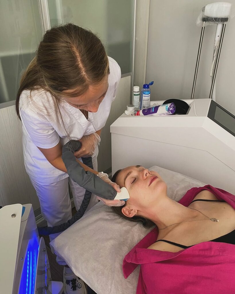 Kozmetoloji, kozmetik salonları Idol, Soçi, foto