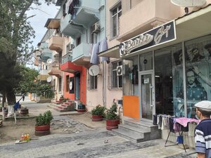 Barber shop (Nizami Gəncəvi küçəsi No:195D, Sumqayit), berberler  Sumgayıt'tan