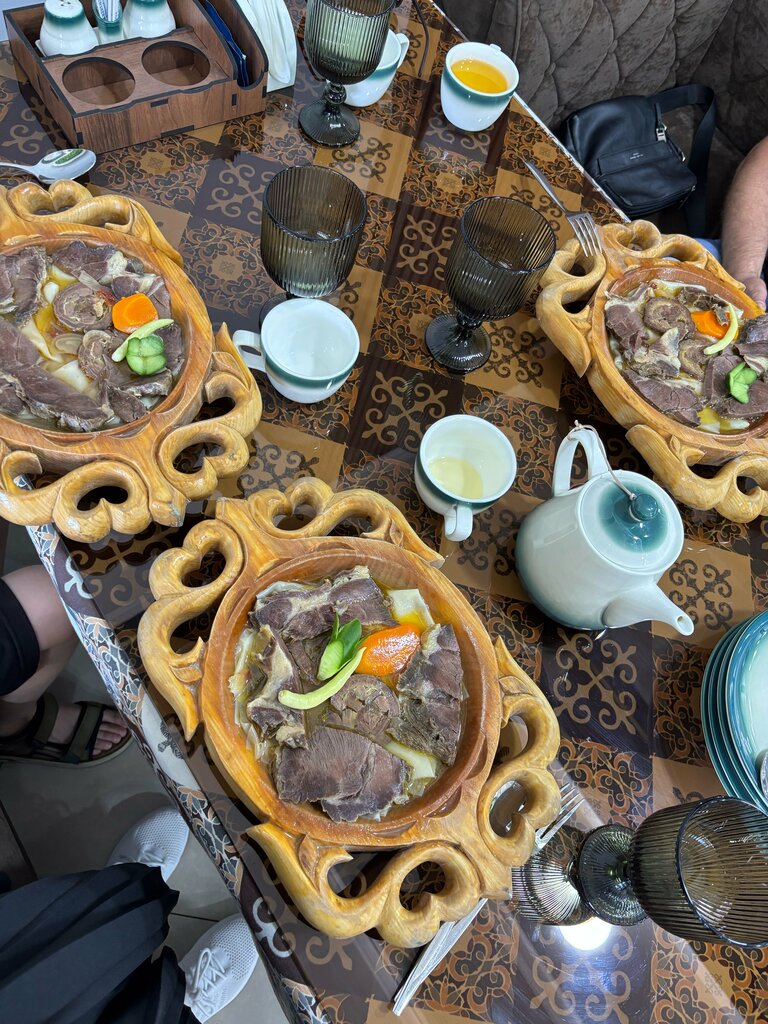 Restoran Beshbarmak № 1 by Aliyar restaurant, Taşkent, foto