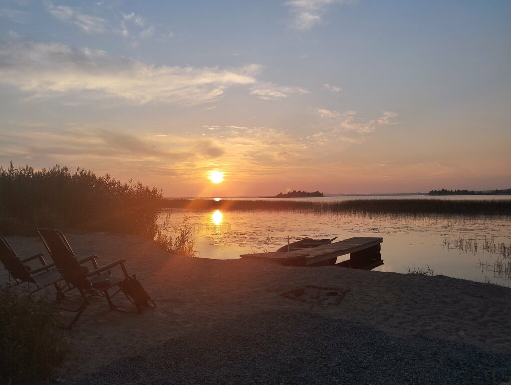 Resort oteller, tesisler Дом на берегу озера, Karelya, foto