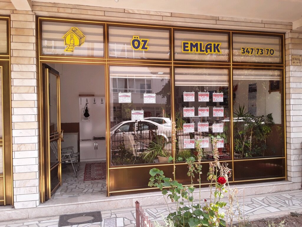 Emlak ofisi Öz Emlak, Ankara, foto