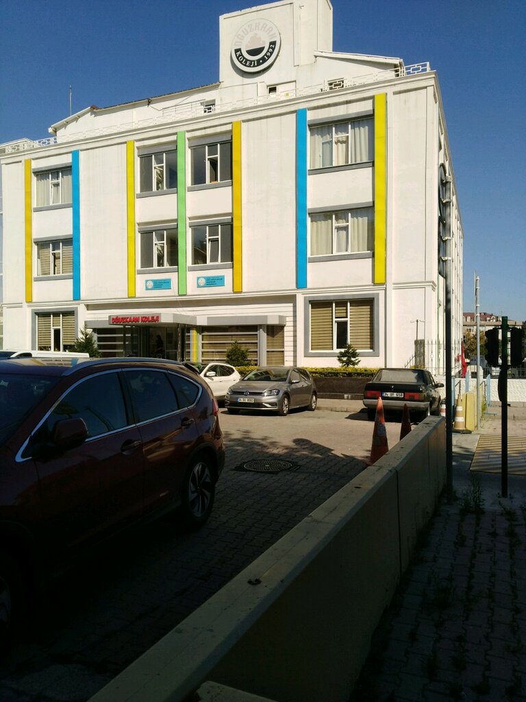 Özel okul Oğuzkaan Koleji - Bahçelievler, İstanbul, foto