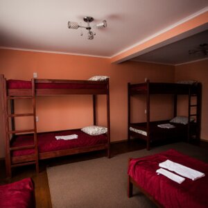 Hostel Leo (вулиця Толстого No:147), pansiyonlar, hosteller  Chernigov'dan