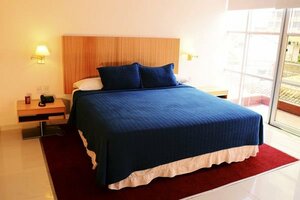 Senses (Santa Cruz de la Sierra, Distrito Municipal 1, Avenida San Martín, 6), otel  Santa‑Krus'tan
