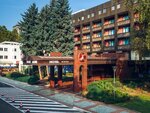 Jolly Alon (strada Maria Cebotari No:37), otel  Kişinev'den