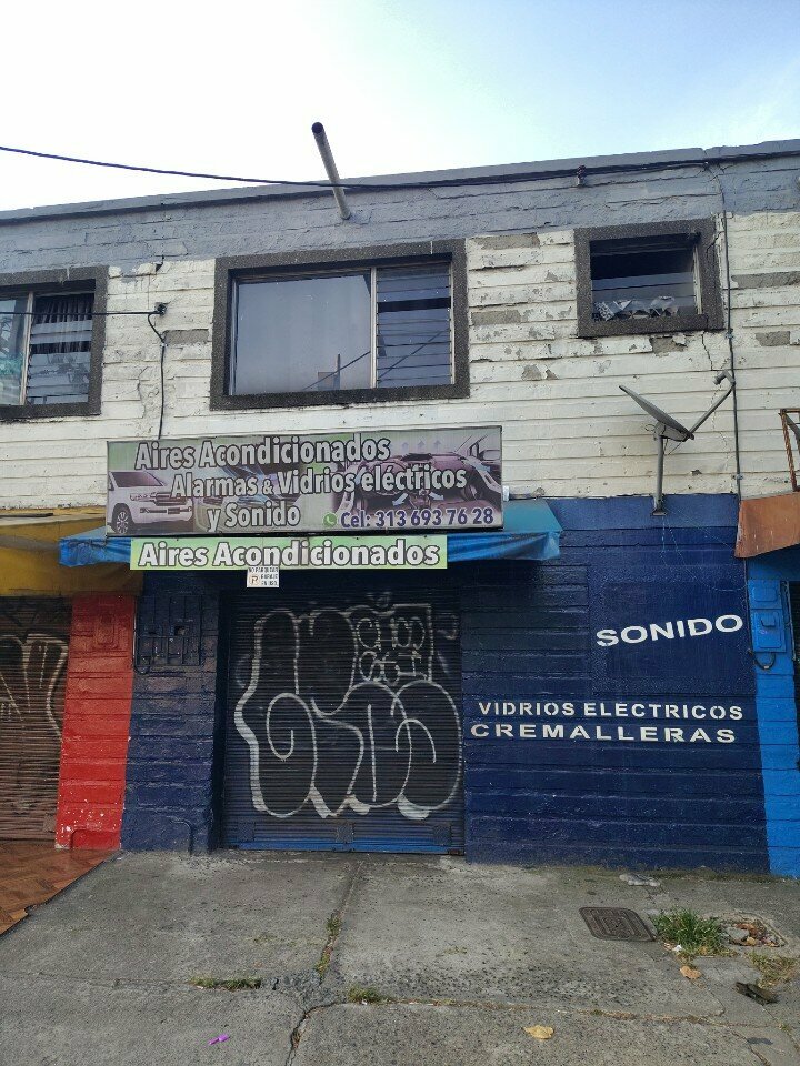 Otomobil yedek parçaları Air Conditioners Alarms and Electric Videos, Medellin, foto