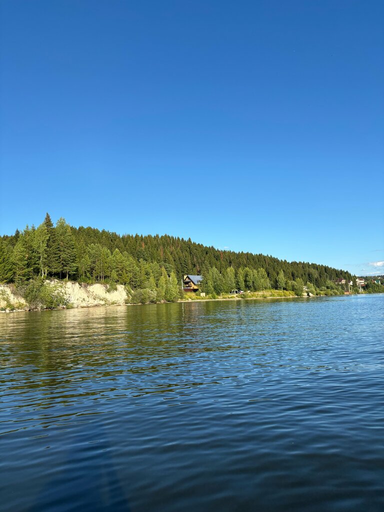Plaj Пляж под каменками, Permski krayı, foto