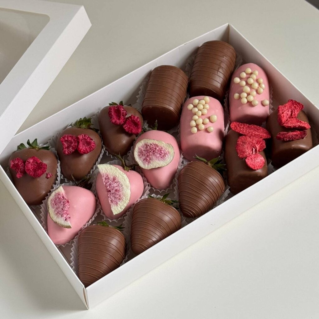 Pastacılık üretimi Первый Клубничный, Irkutsk, foto