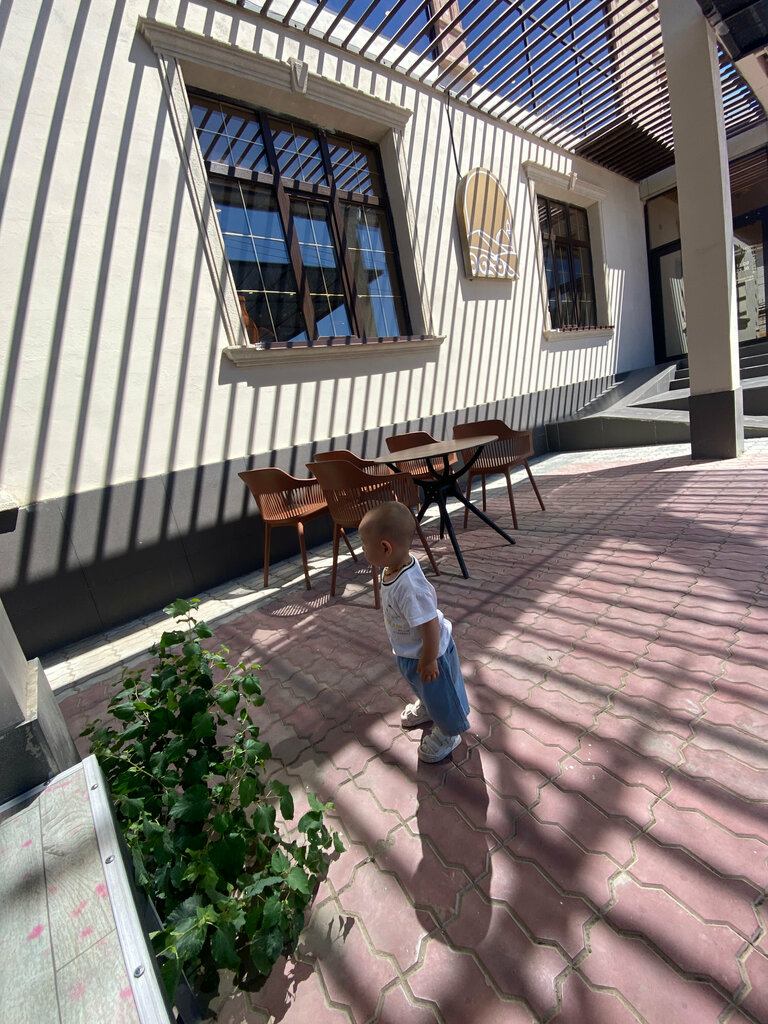 Kafe Shahar, Aktav, foto