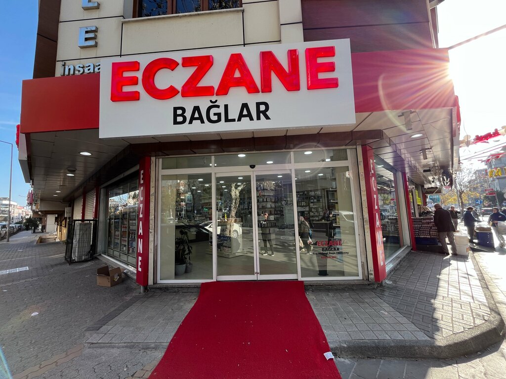 Eczaneler Bağlar Eczanesi, İstanbul, foto