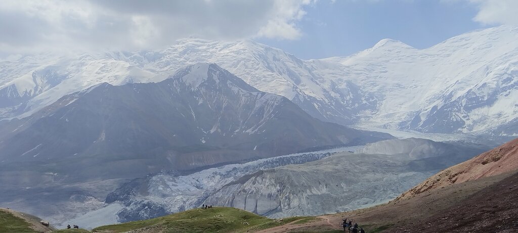 Dağ geçidi Перевал Путешественников 4150 метров, Oş İli, foto