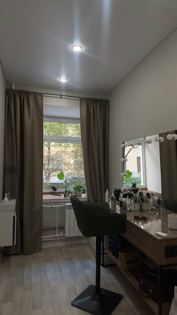 Stil uzmanı, makyöz Визажист Краснолобова А. А., Saint‑Petersburg, foto