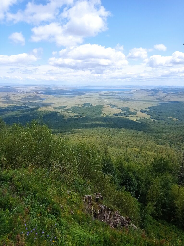 Dağ zirvesi Гора 1087 метров, Hakasya, foto