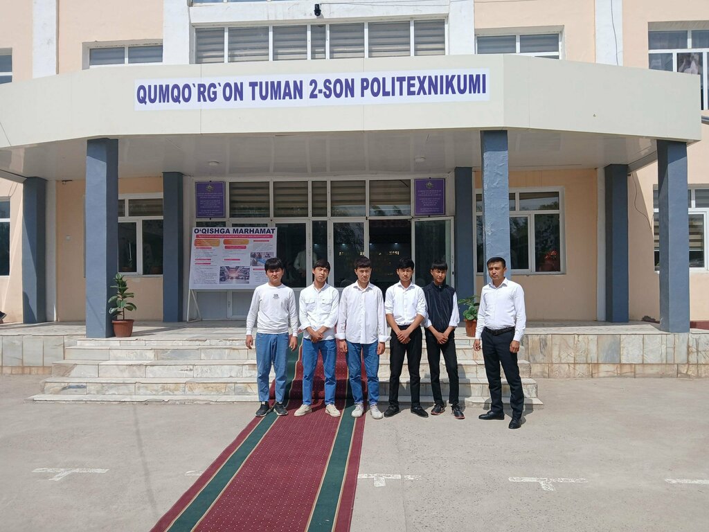 Meslek yüksekokulu Polytechnic College No. 2 of Kumkurgan District, Surhanderya eyaleti, foto