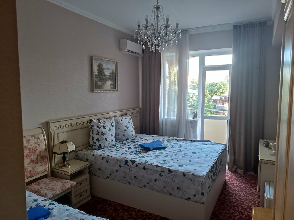 Kantin, yemekhane Уют Рипсиме, Krasnodar, foto