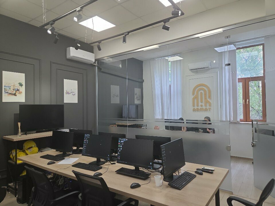 Kuaför meslek eğitimi Armat design academy, Erivan, foto