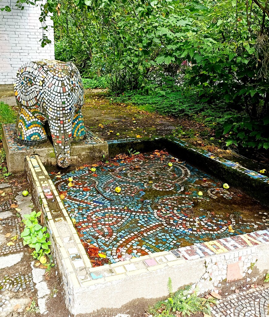 Park, sokak heykeli Декоративный бассейн Слон любит чистую воду, Saint‑Petersburg, foto