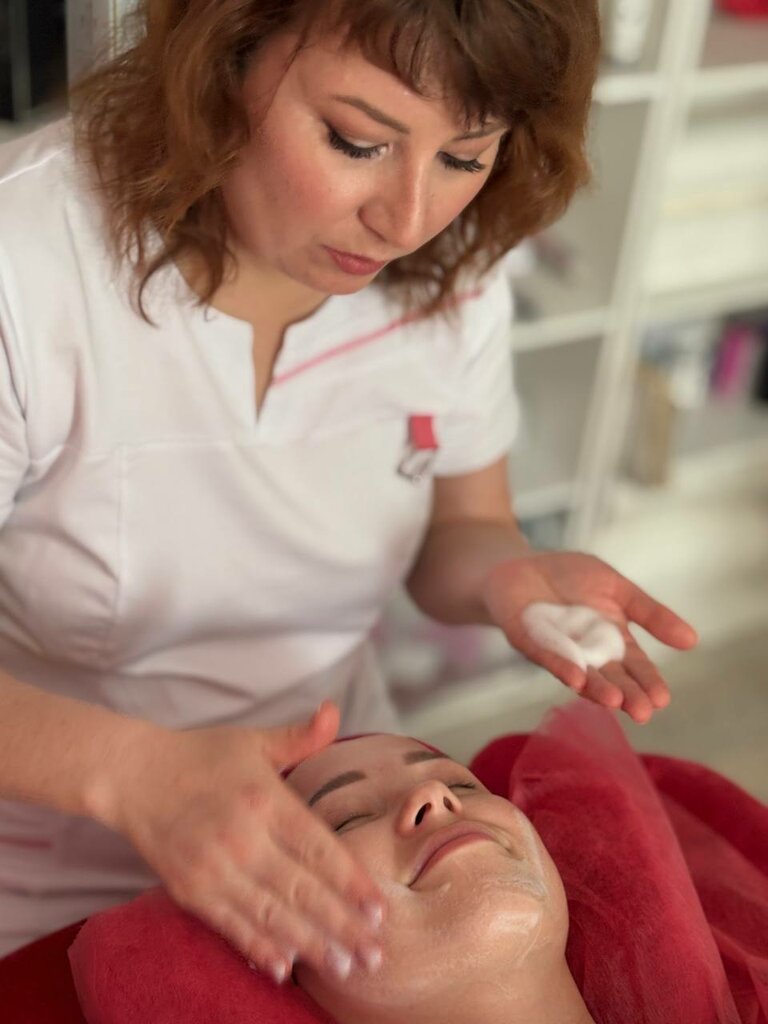 Güzellik salonu Студия красоты Лилианы Юлдашевой, Oktiabrski, foto