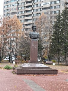 11th Quarter Square (Samara Region, Tolyatti, 11th Quarter Square), kültür ve eğlence parkları  Tolyatti'den (Togliatti'den)