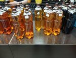 Винотека (ulitsa 60 let Oktyabrya No:2В), alkollü içecekler  Nijnevartovsk'tan