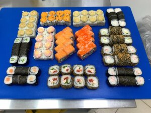 Sensei (Ulyanovskaya ulitsa No:37Б), suşi restoranı  Syzran'dan
