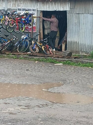 Tekle bicycle maintenance, bicycle repair, Addis Ababa, Akaky Kaliti ...
