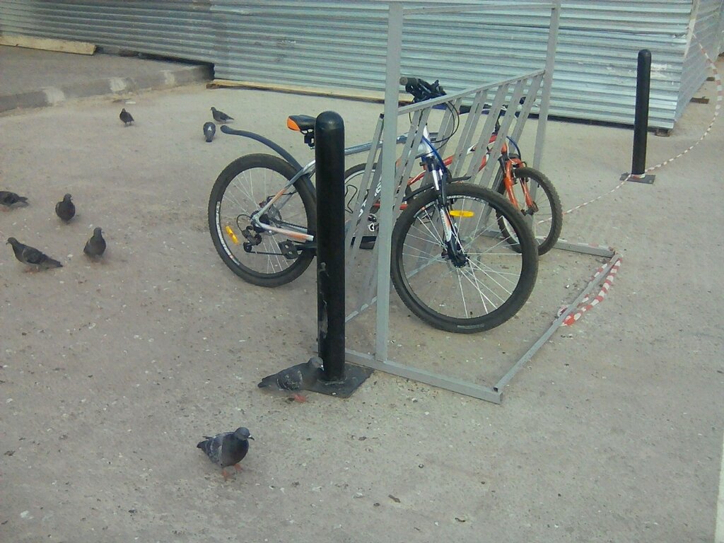 Bisiklet park yerleri Велопарковка, Naberejniye Çelny (Yar Çallı), foto