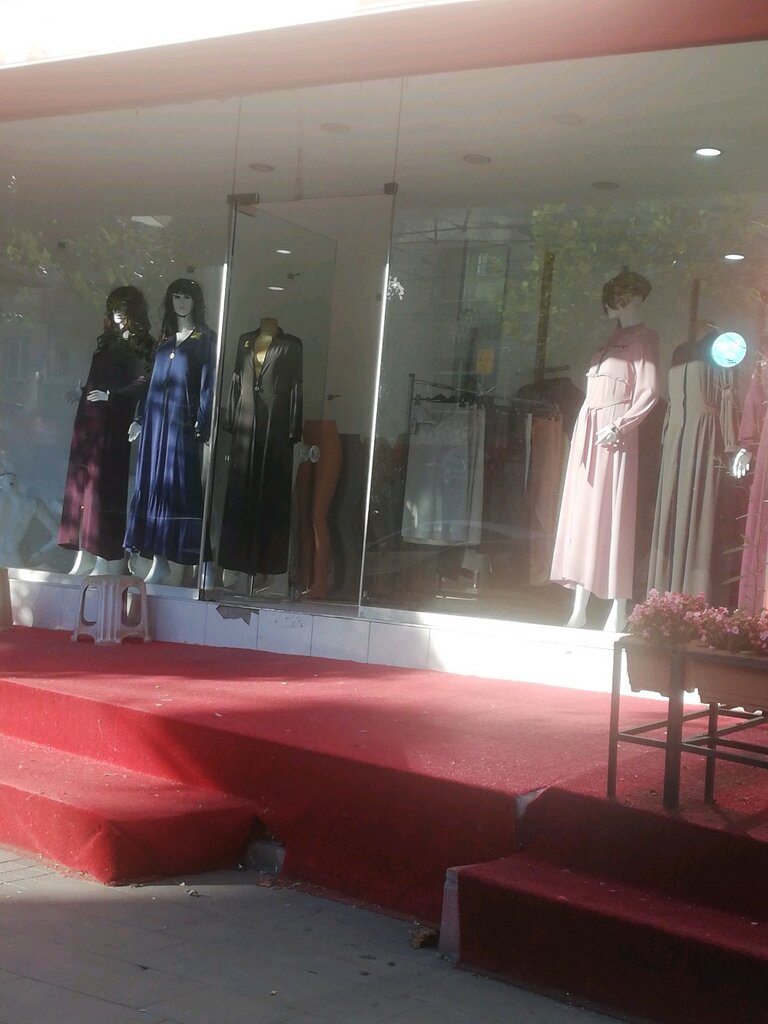 Giyim mağazası N. S. R Tekstil, İstanbul, foto