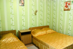 Отдых у Виктора и Валентины (ulitsa Mira No:34, selo Krinitsa), otel  Krasnodarski krayından