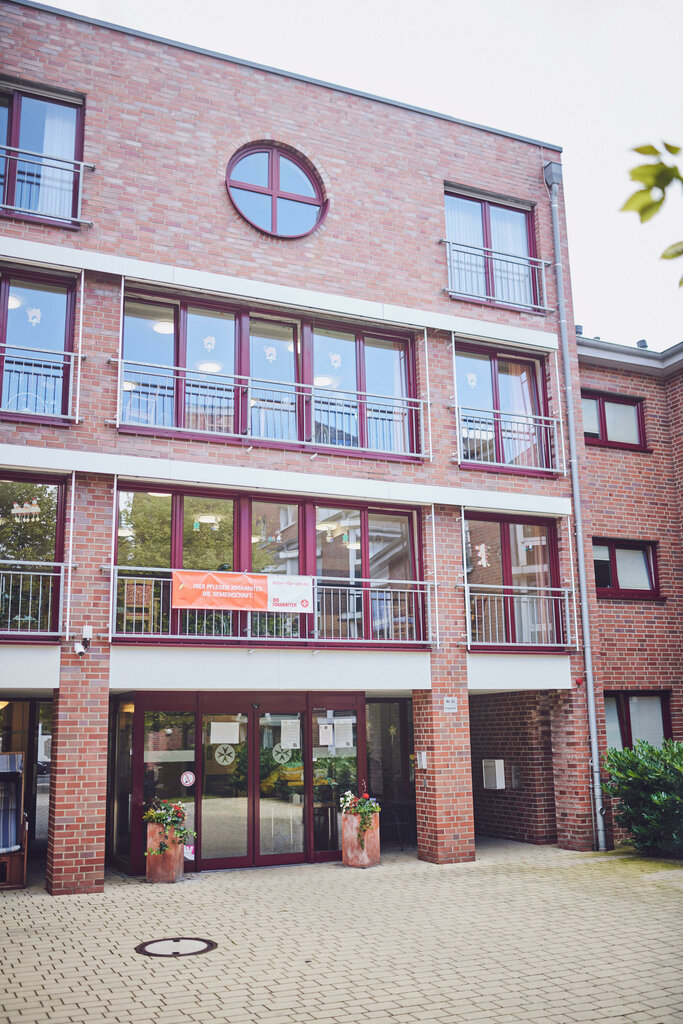 Huzurevi, bakımevi Johanniter-Stift Wuppertal, Wuppertal, foto