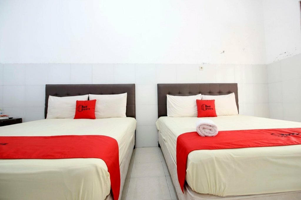 Otel RedDoorz near Mall Ambarukmo Yogyakarta, Dünya, foto
