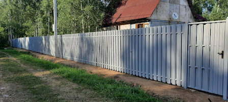 Çitler, parmaklıklar Рязань-заборы.рф, Riazan, foto