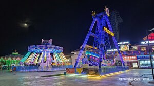 Карусель (Hainan Province, Sanya city, ulitsa Lunkhaylu), lunapark  Sanya'dan
