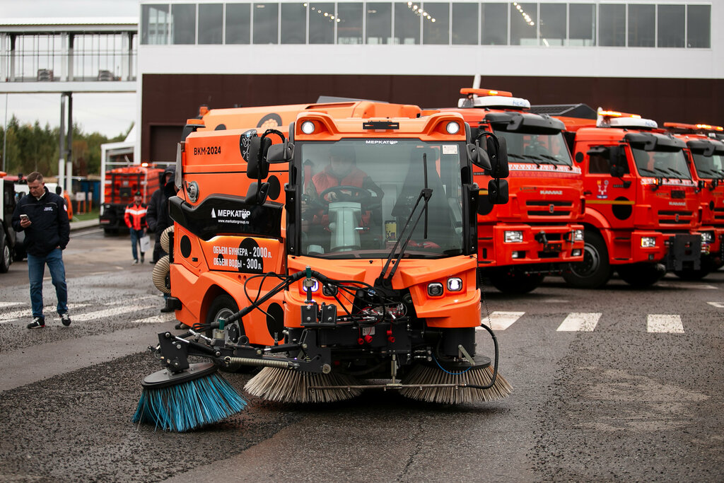 Yol yapım ekipmanları Merkator, Kalujskaya oblastı, foto