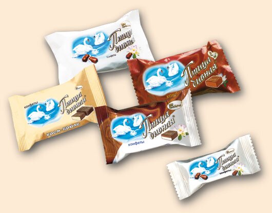 Pasta, şekerleme ve tatlı Akkond, Çkalovsk, foto