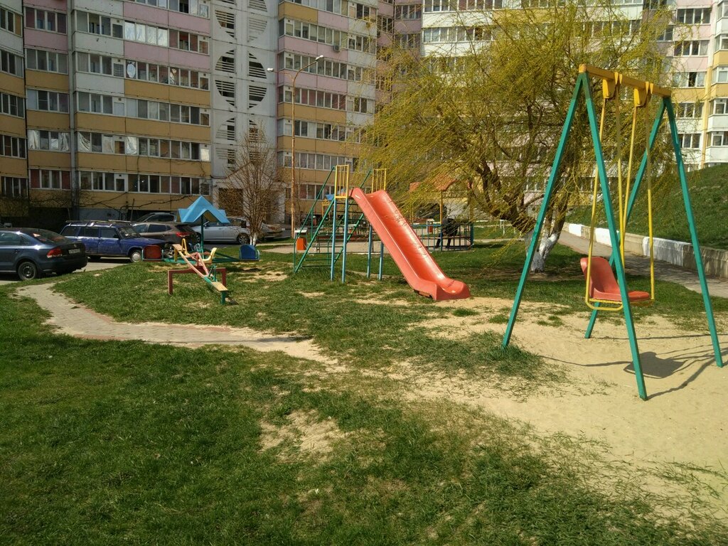 Oyun alanı Playground, Belgorod, foto